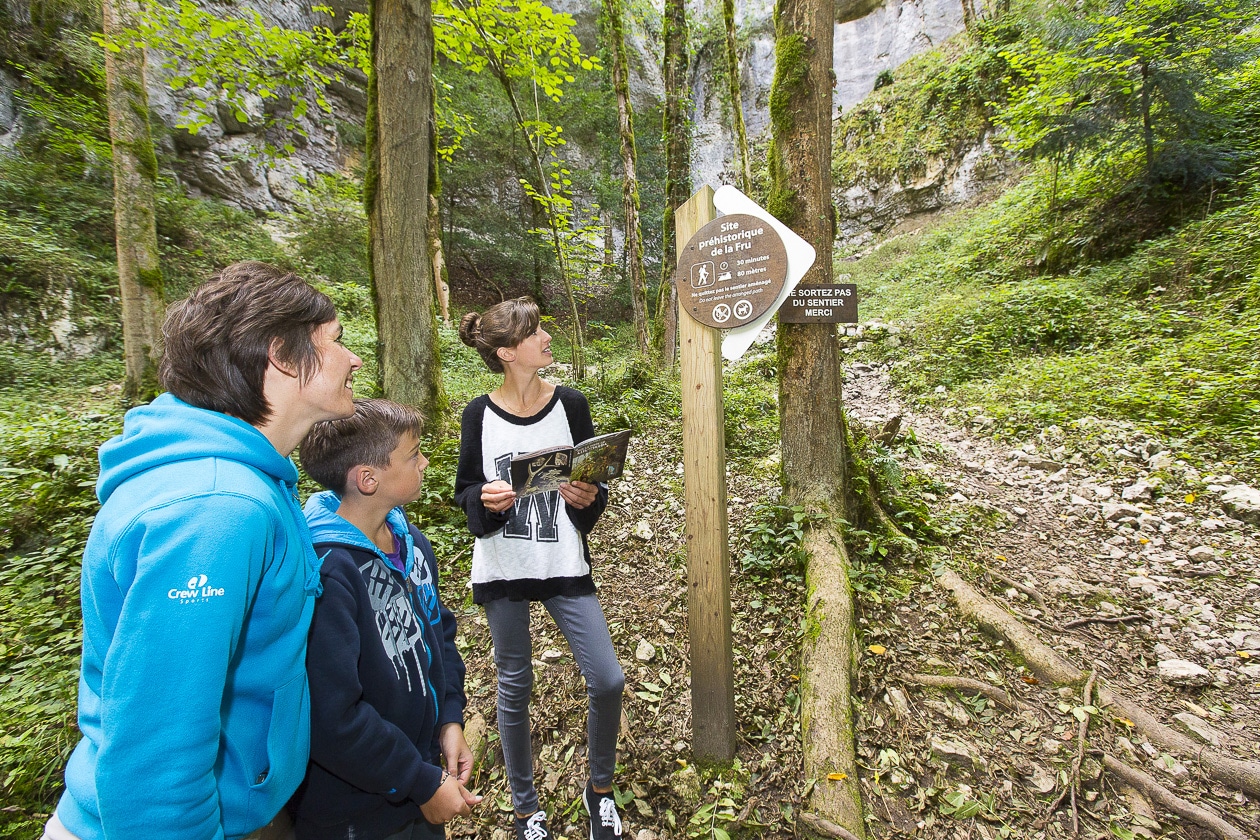 Balades et Randonnées à Saint-Christophe - Grottes de Saint Christophe